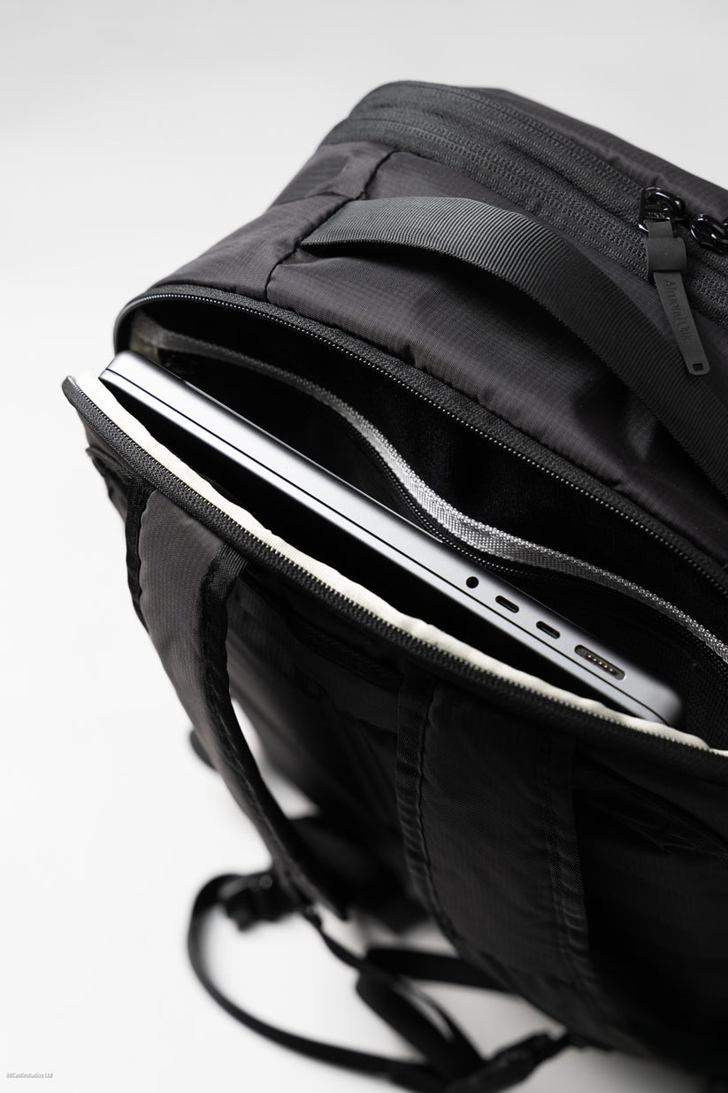 Almond Oak: 25L + 5L Expandable Travel Backpack